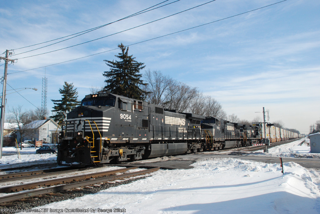 NS 905 is nexst with an OLS unit in the mix.